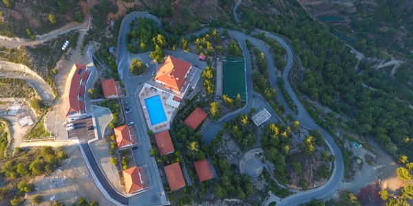 PELENDRI PEO CAMP для сборов команд