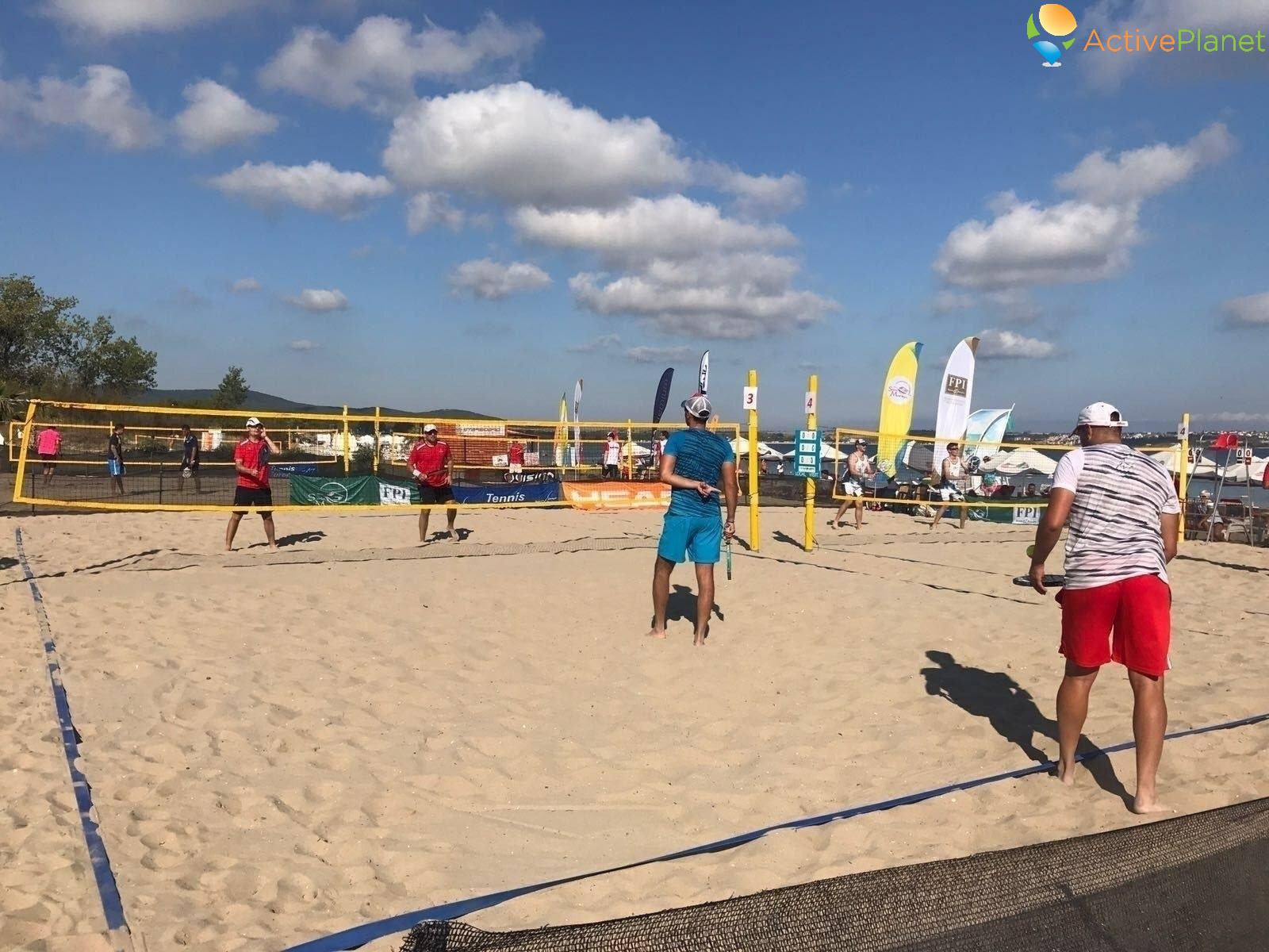 Beach tennis training camps