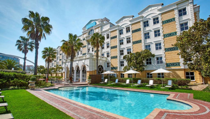 StayEasy Century City