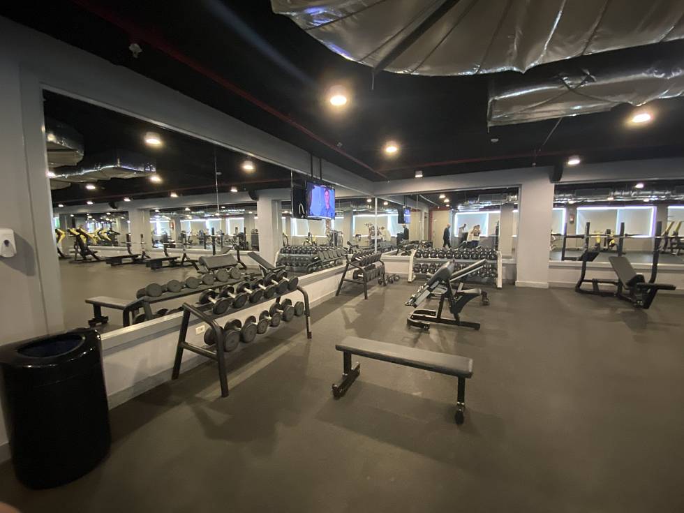 Sport venue Senzo Sporting club for the team training camps