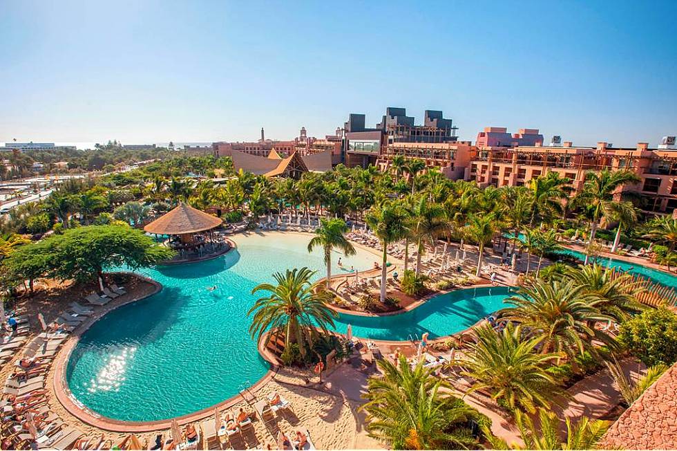 Sport venue Lopesan Baobab Resort for the team training camps