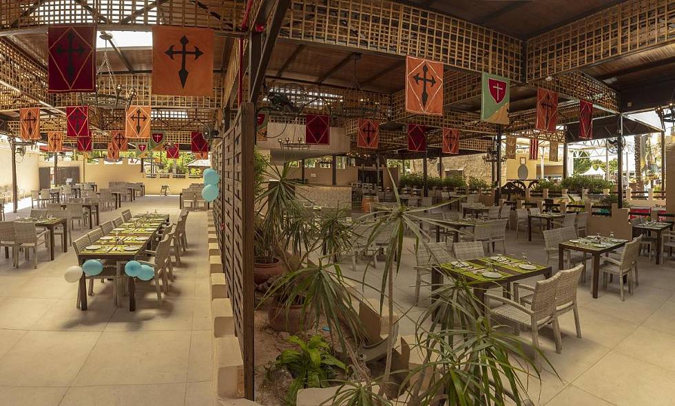 Sportstätte Magic Robin Hood Sports, Water Park & Medieval Lodge Resort ...