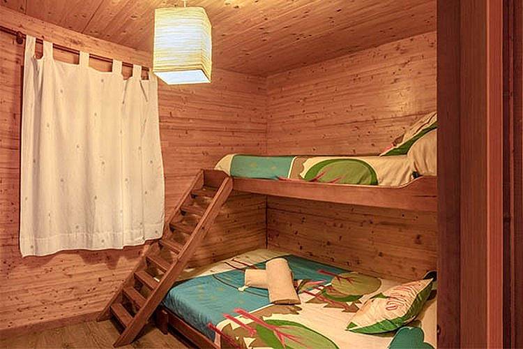 Sportstätte Magic Robin Hood Sports, Water Park & Medieval Lodge Resort ...