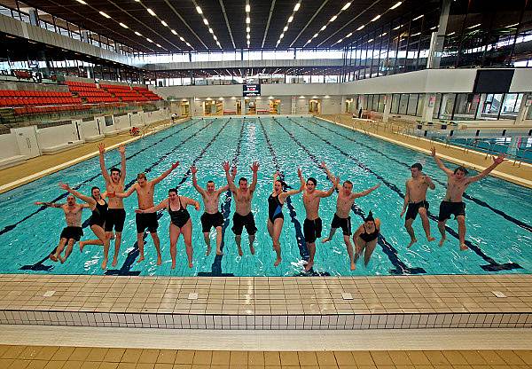 Sport venue Royal Commonwealth Pool for the team training camps