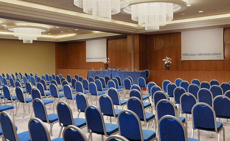 Sport venue H10 Playa Meloneras Palace for the team training camps