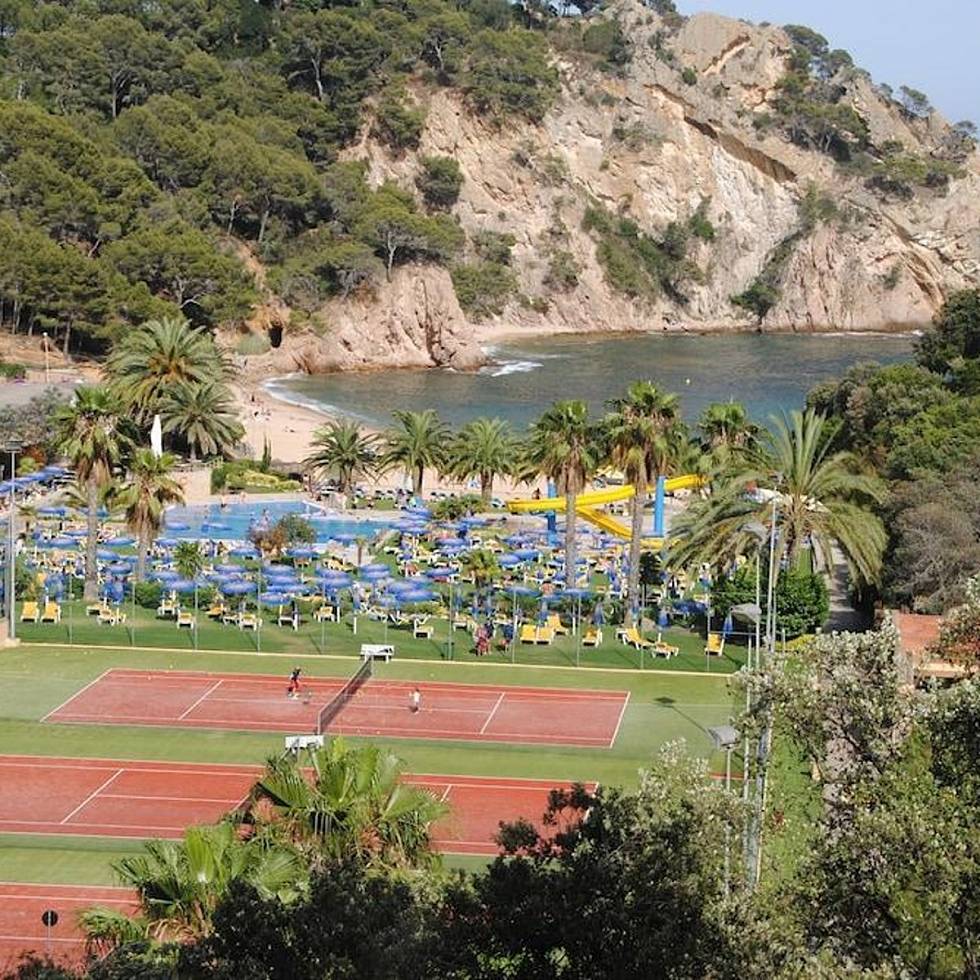 Sport venue Pola Giverola Resort for the team training camps