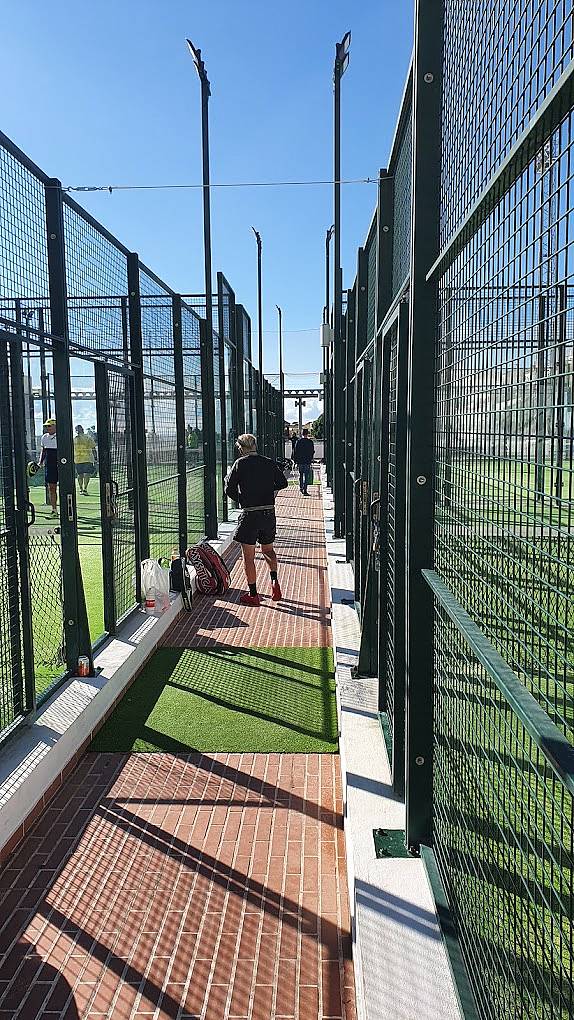 Sport venue Covered Pavilion and Pool Complex for the team training camps