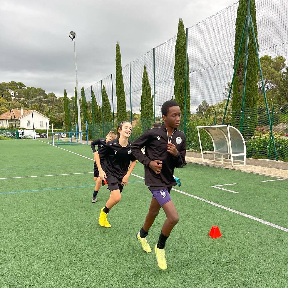 Sportstätte HDN Academy für die Mannschaftstrainingslager