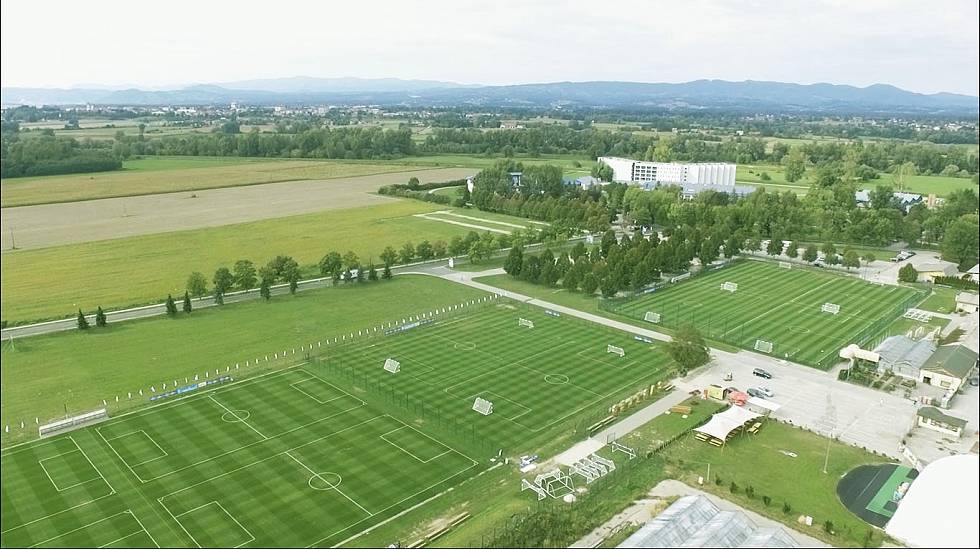 Sportstätte Terme Catez Sports Center für die Mannschaftstrainingslager
