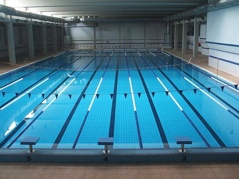 Sport venue David Meca Municipal Pool for the team training camps