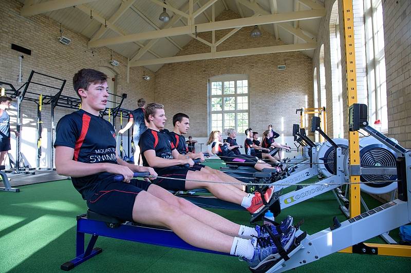 Sport venue Mount Kelly Schwimmzentrum for the team training camps