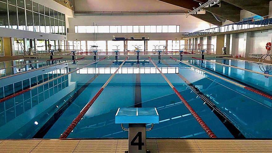 Sport venue Son Hugo Municipal Pools for the team training camps