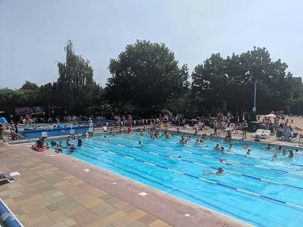 Sport venue Hampton Swimming Pool for the team training camps