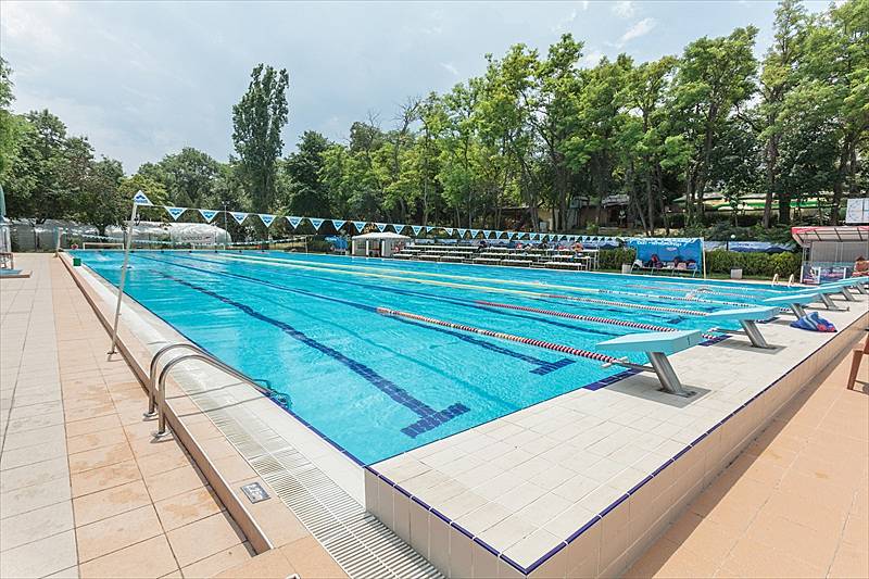 Sport venue Flora Swimming Complex for the team training camps