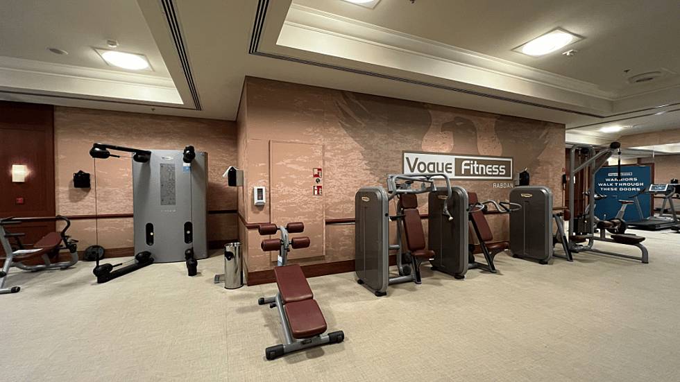 Sport venue The Ritz-Carlton Abu Dhabi, Grand Canal for the team ...