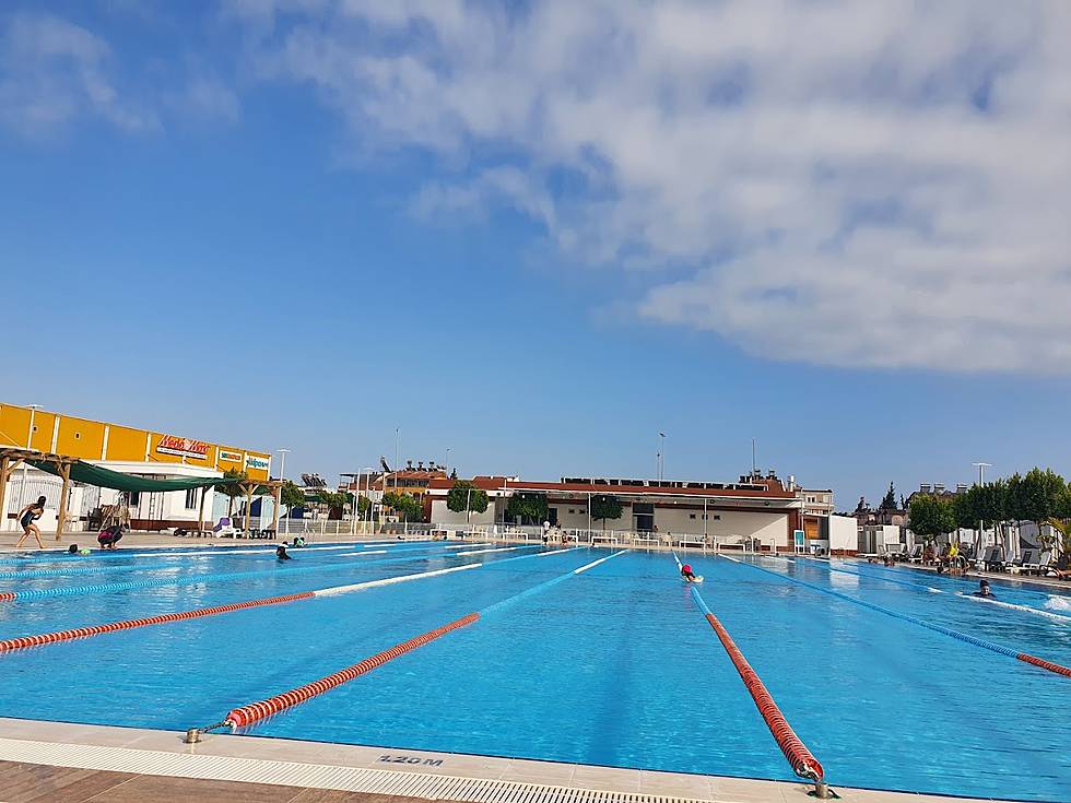 Sport venue Aris Olympic Swimming Pool for the team training camps