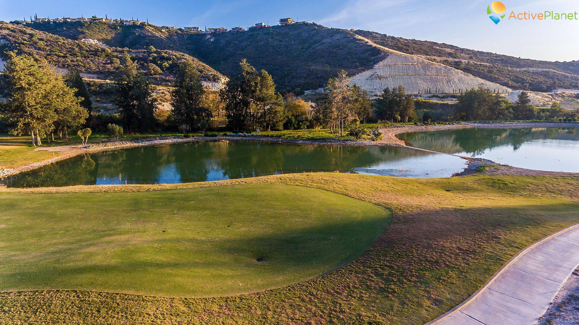 Sport venue Secret Valley Golf Course for the team training camps